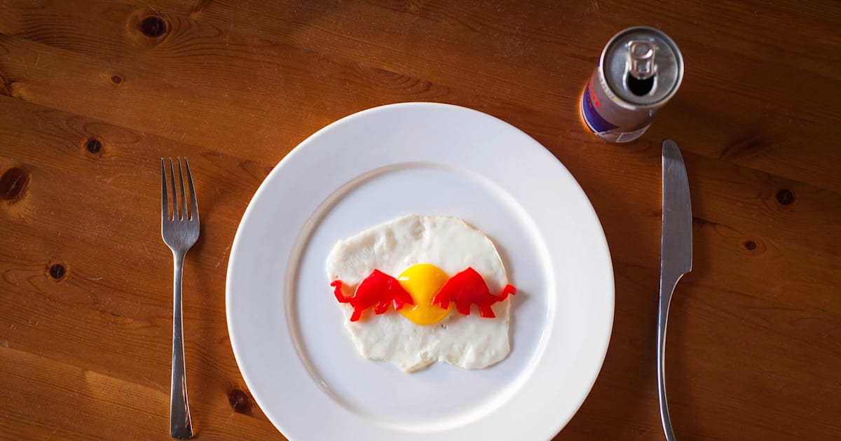 Mislav Mironovic - Red Bull Can Art