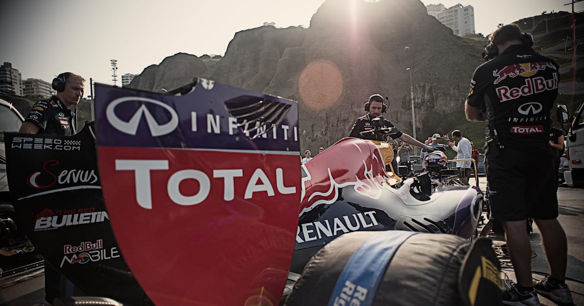 Como é um show run de F1 de carona com o piloto?