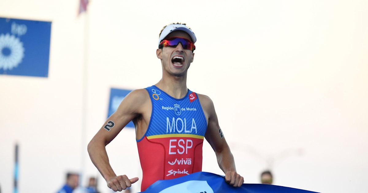 Mario Mola sigue líder del triatlón mundial