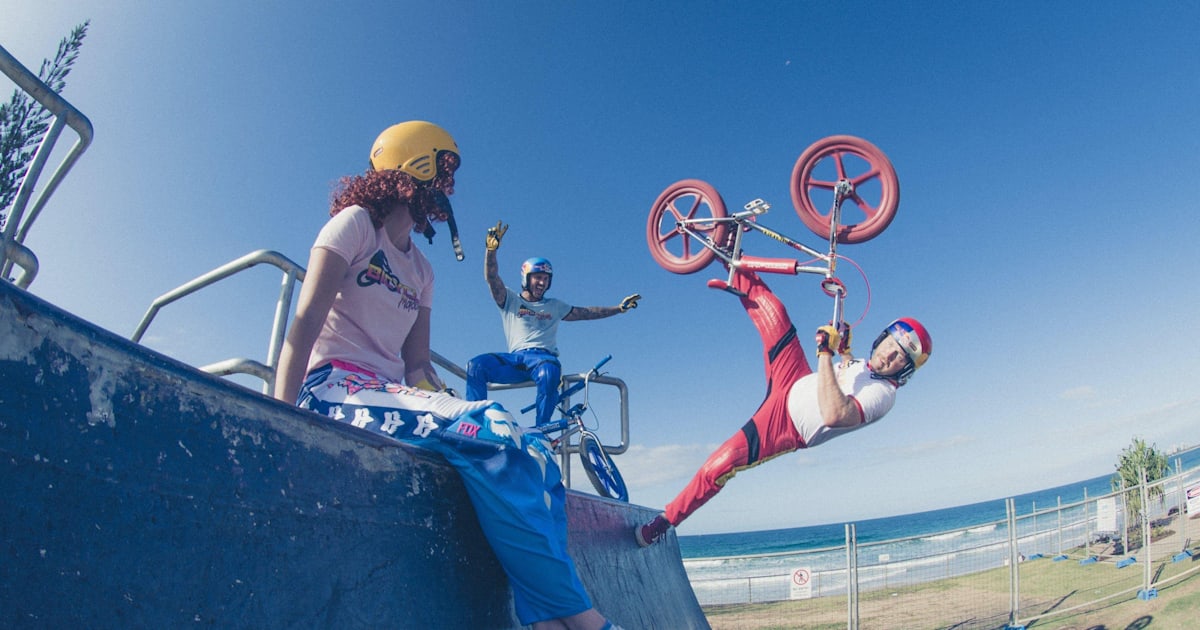 Mike 'Hucker' Clark: BMX Bandit