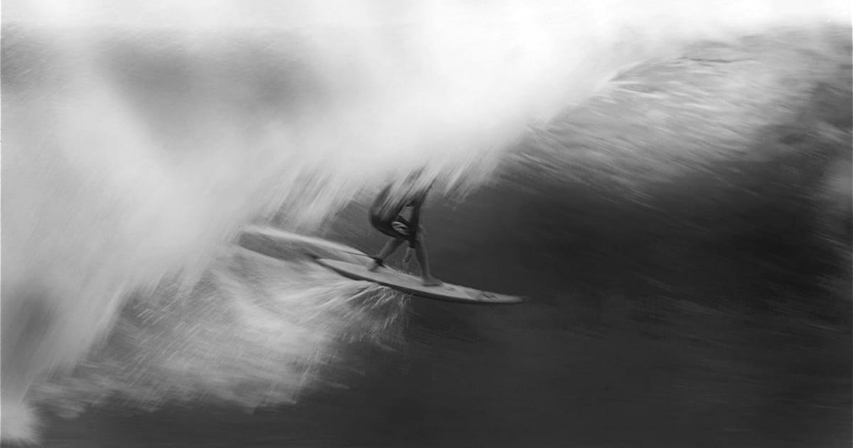 A photo we love – Derek Ho at Pipeline