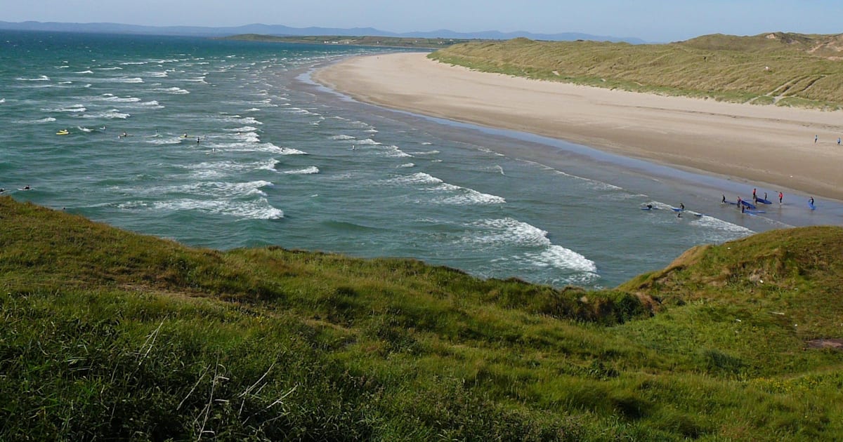 Surfing Ireland: The 6 best surf beaches for beginners