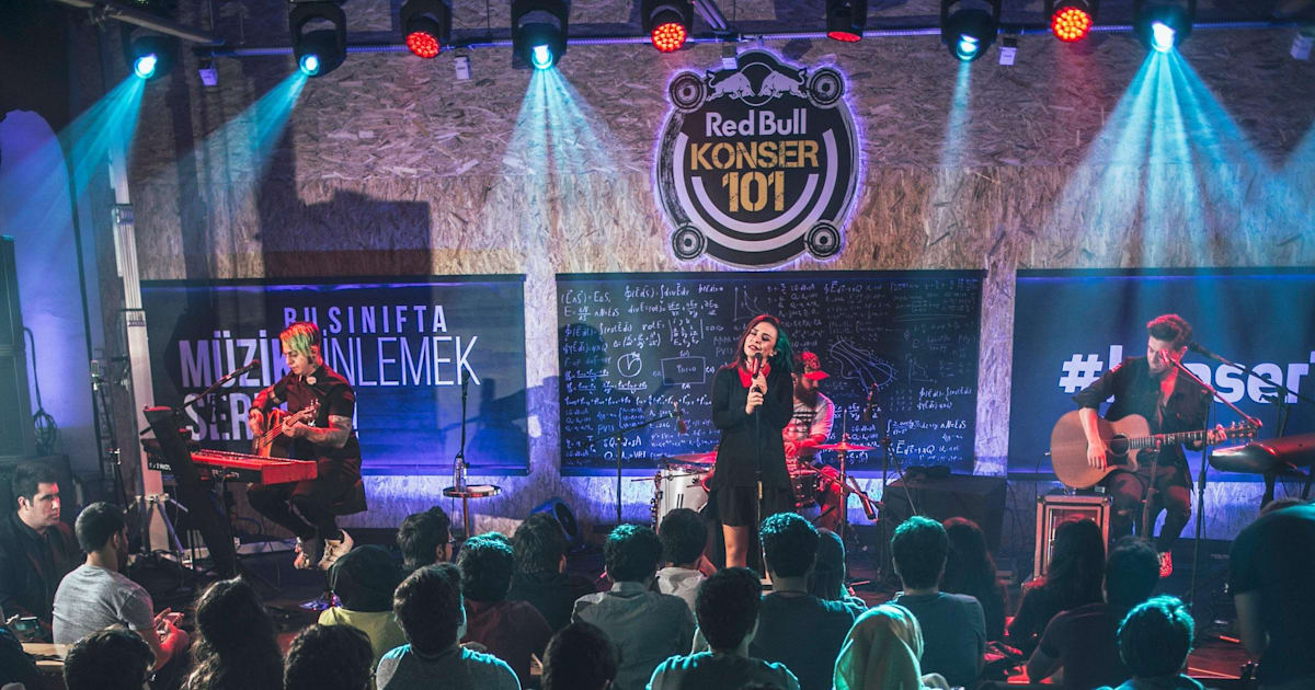 Model'in Red Bull Konser 101 Performansını İzle