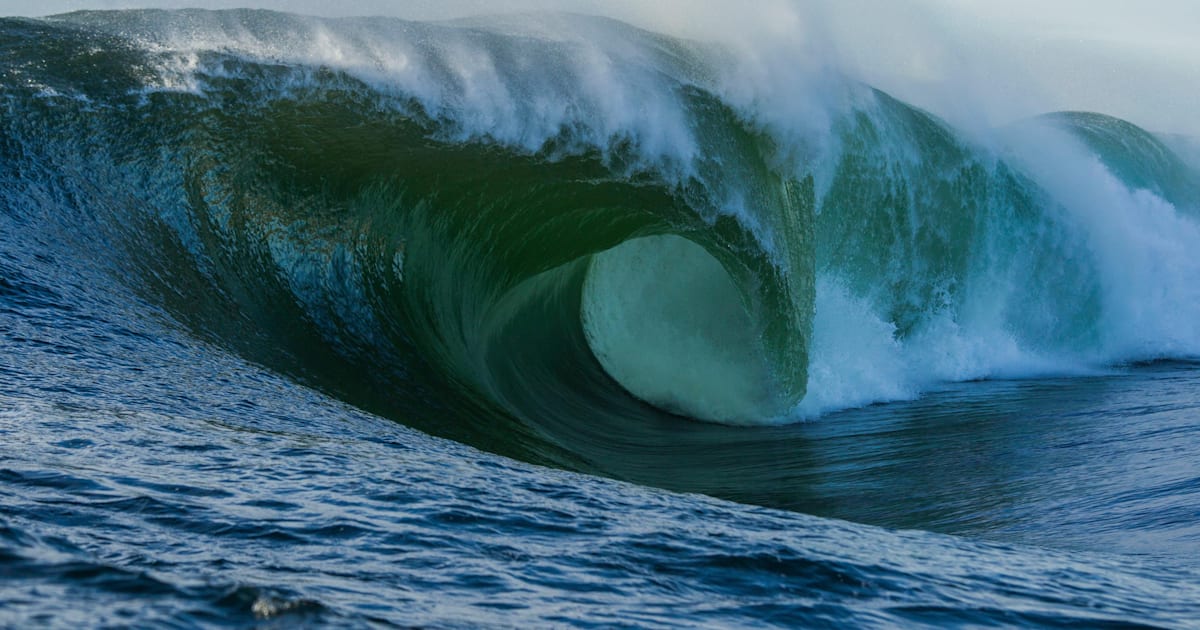 Red Bull Cape Fear 2017: Big wave surfing comp *Video*