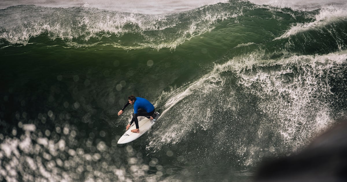 Sleduj to nejlepší z šíleného surf závodu