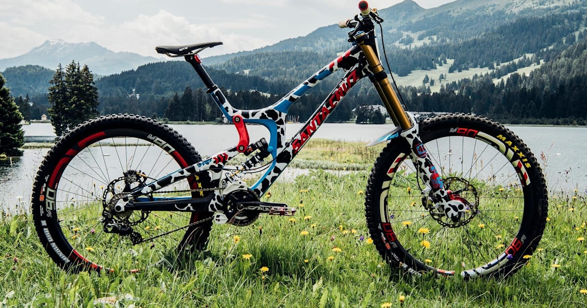 Bikechecky: Nejhezčí a nejlepší DH kola roku 2016
