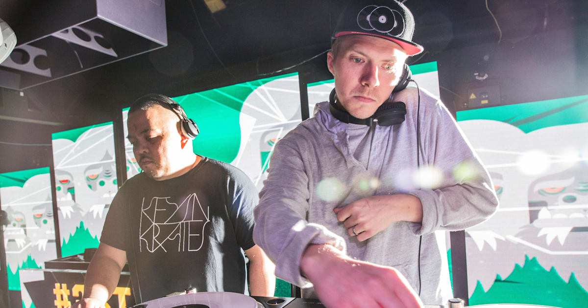 5 tips for mixing different genres together