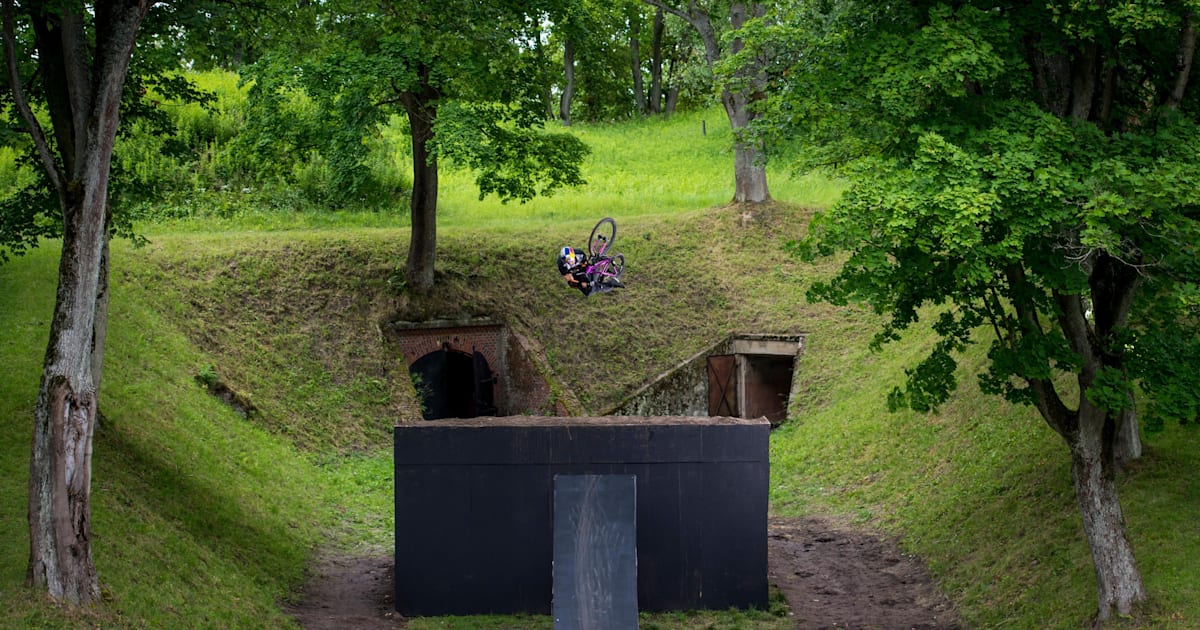 Pavel Alekhin - Fortification - Flip Opposite Whip