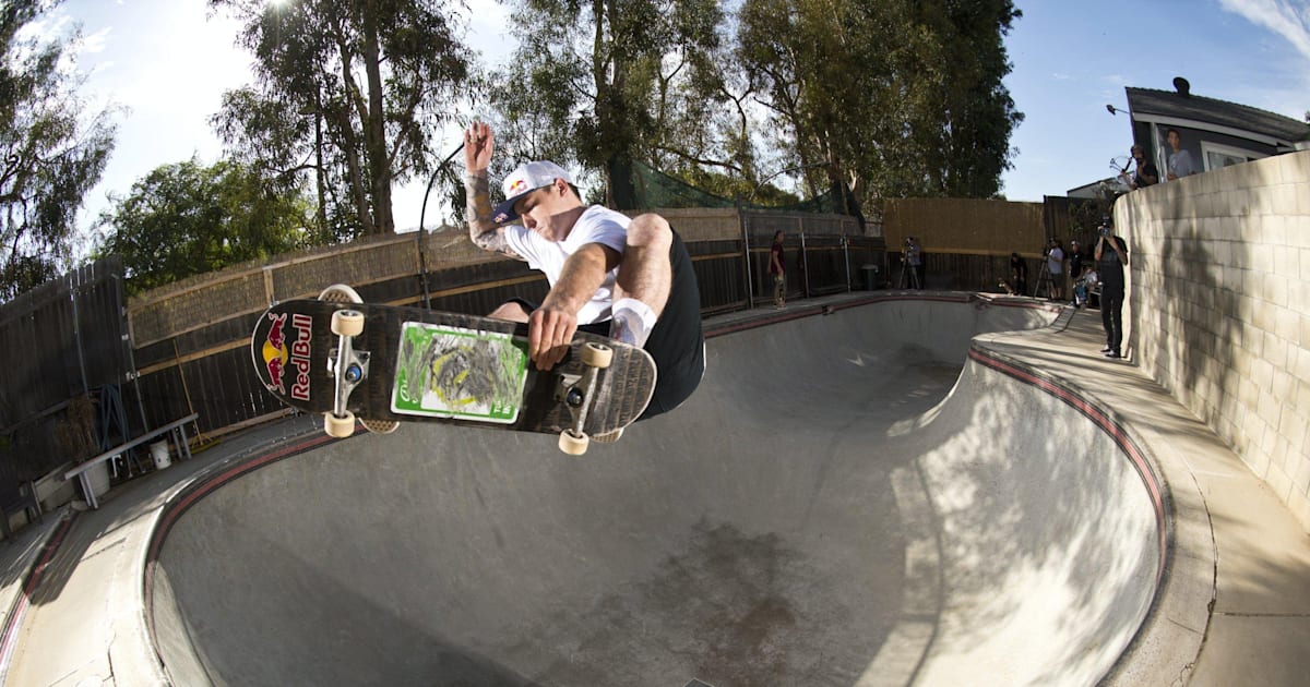 Chris Russell: 5 For 5 skateboarding edit | Red Bull