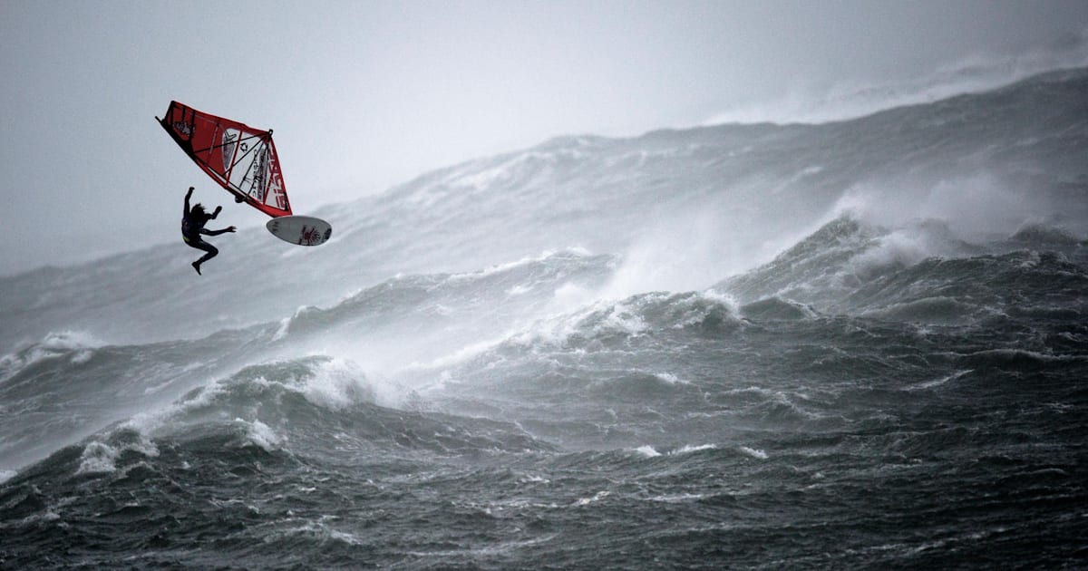 Red Bull Storm Chase 2016: The best windsurfing GIFs