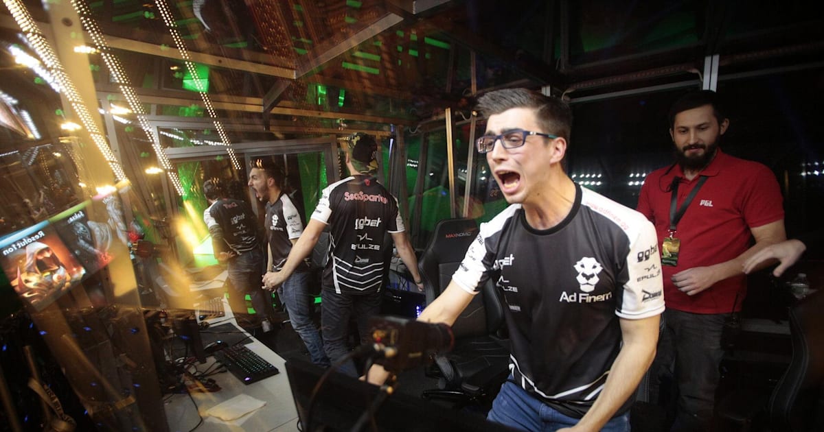 Dota 2: Allen Cook Ad Finem +++interview+++ | Red Bull