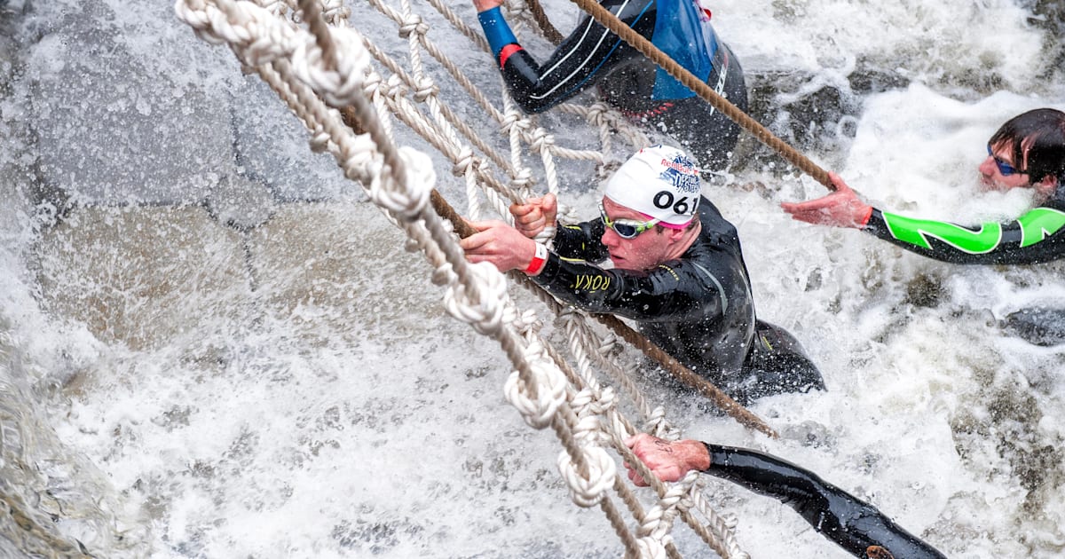 Red Bull Neptune Steps: Insiders GoPro swimming *video*