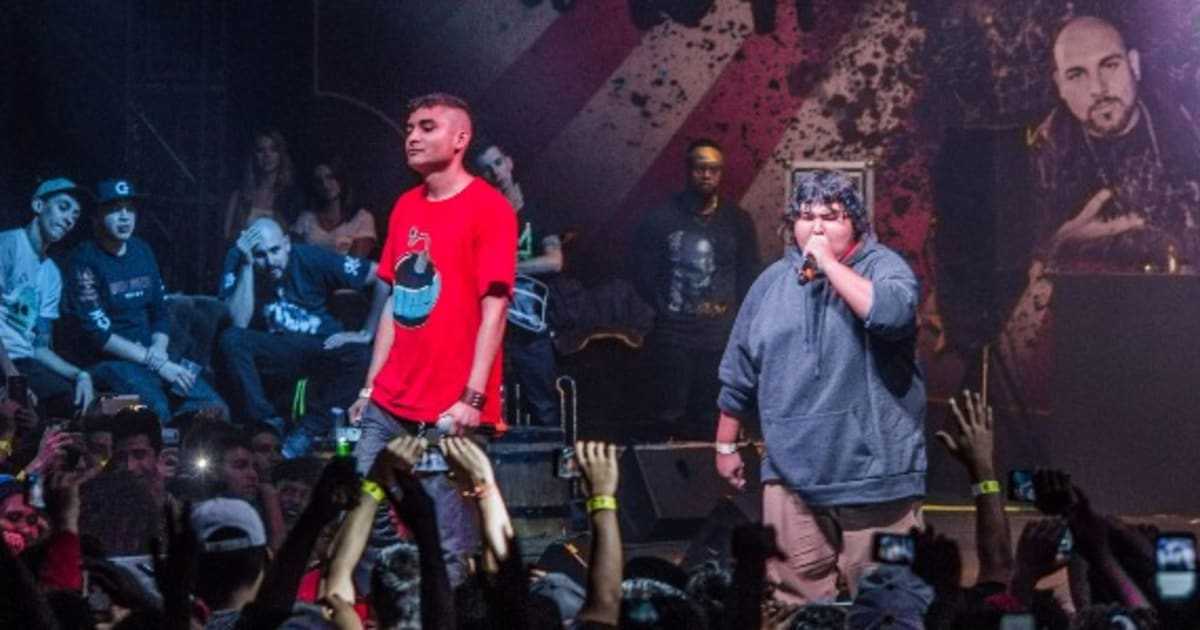 La gallera se abrió en México