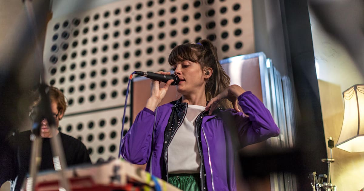 Noga Erez styled by AlphaTauri