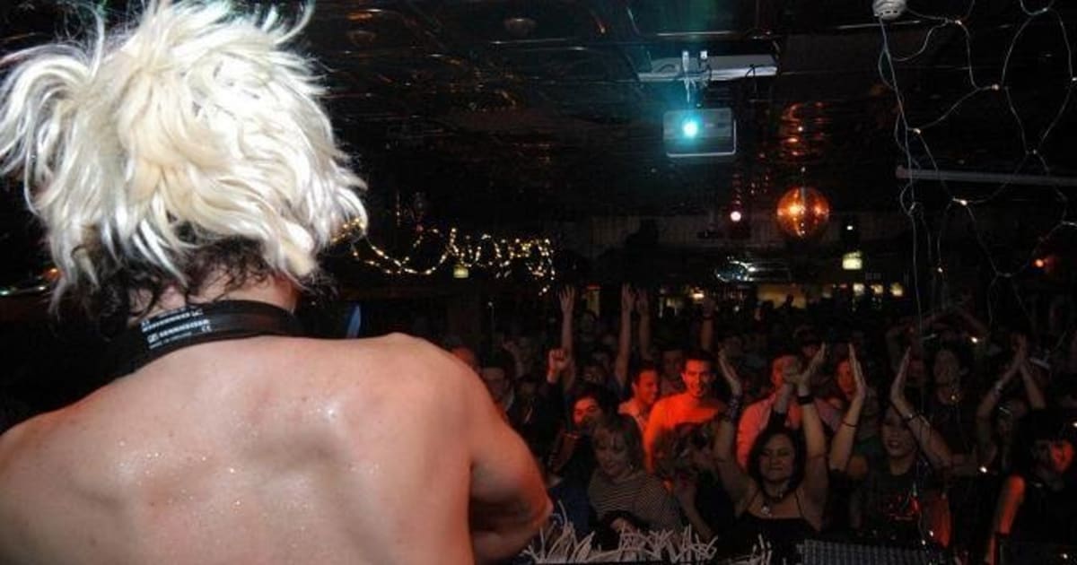 Mad Racket: Simon Caldwell's vintage photos