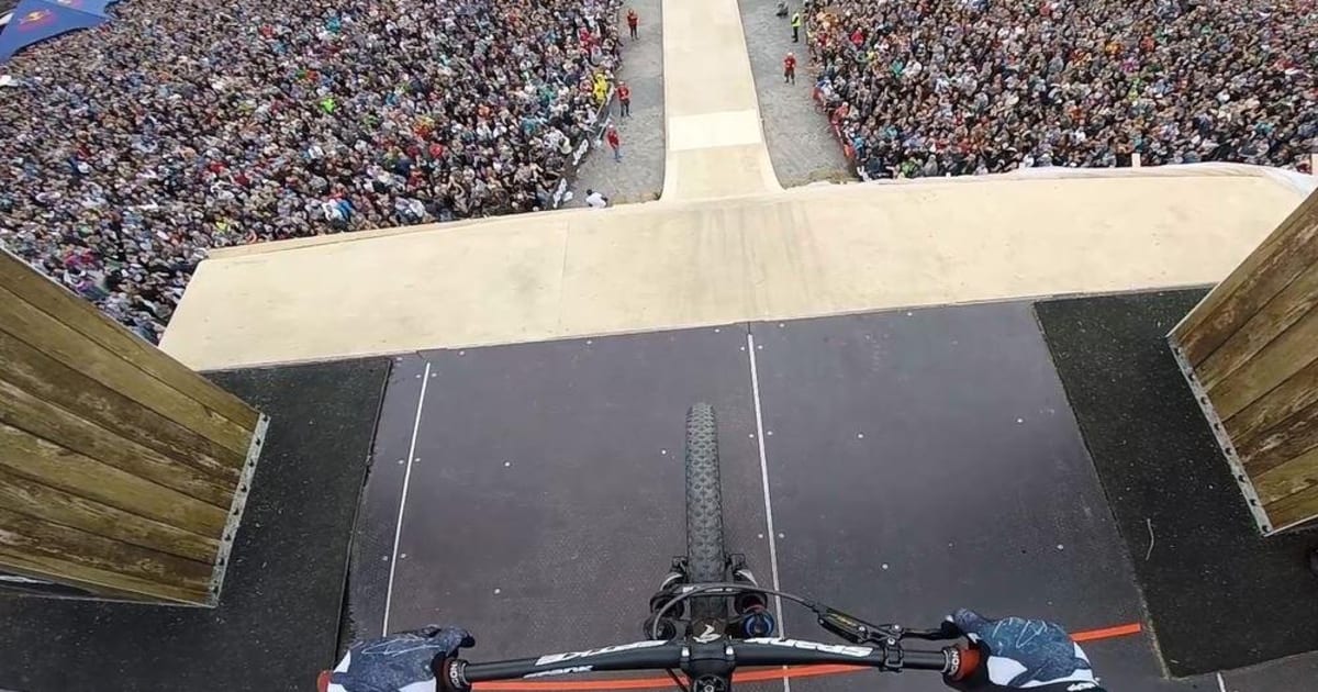 Nicholi Rogatkin - Winning Run @ Red Bull District Ride
