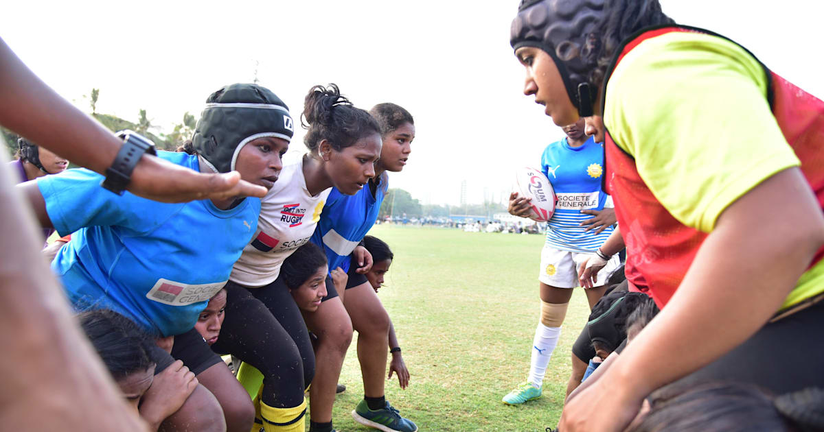 Stages of the rugby scrum
