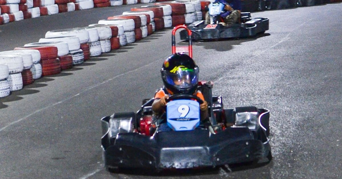 lue-go-kart-in-jamaica