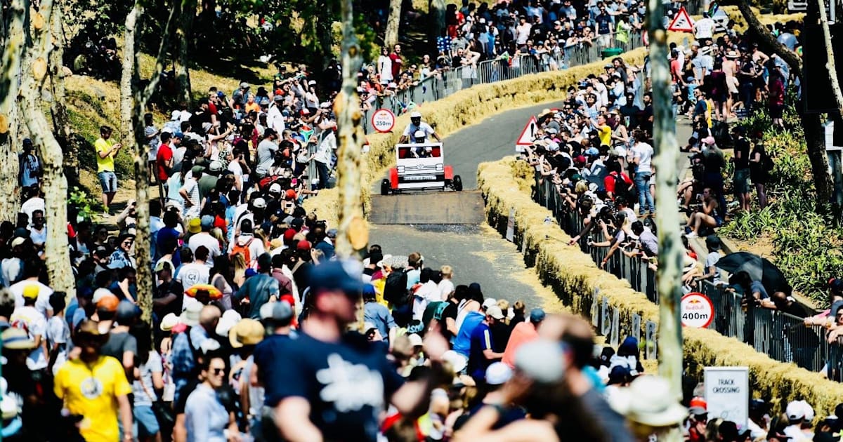 Crazy box cart racing action from Jozi