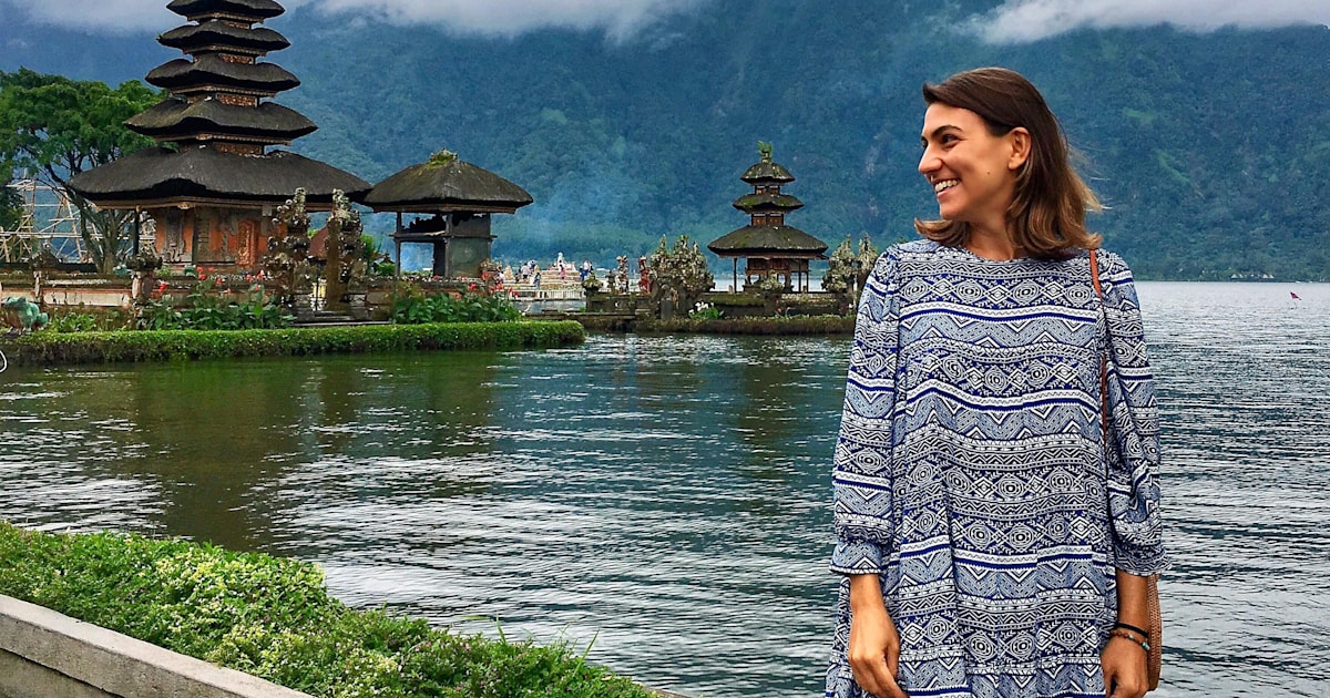 Călătorește și muncește în același timp