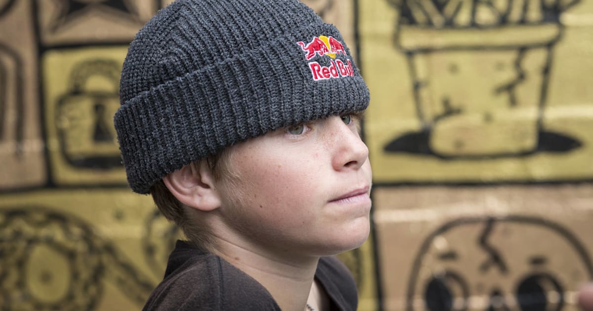 一大センセーションを巻き起こす超大型新人、CJ・コリンズ｜レッドブル,スケートボード