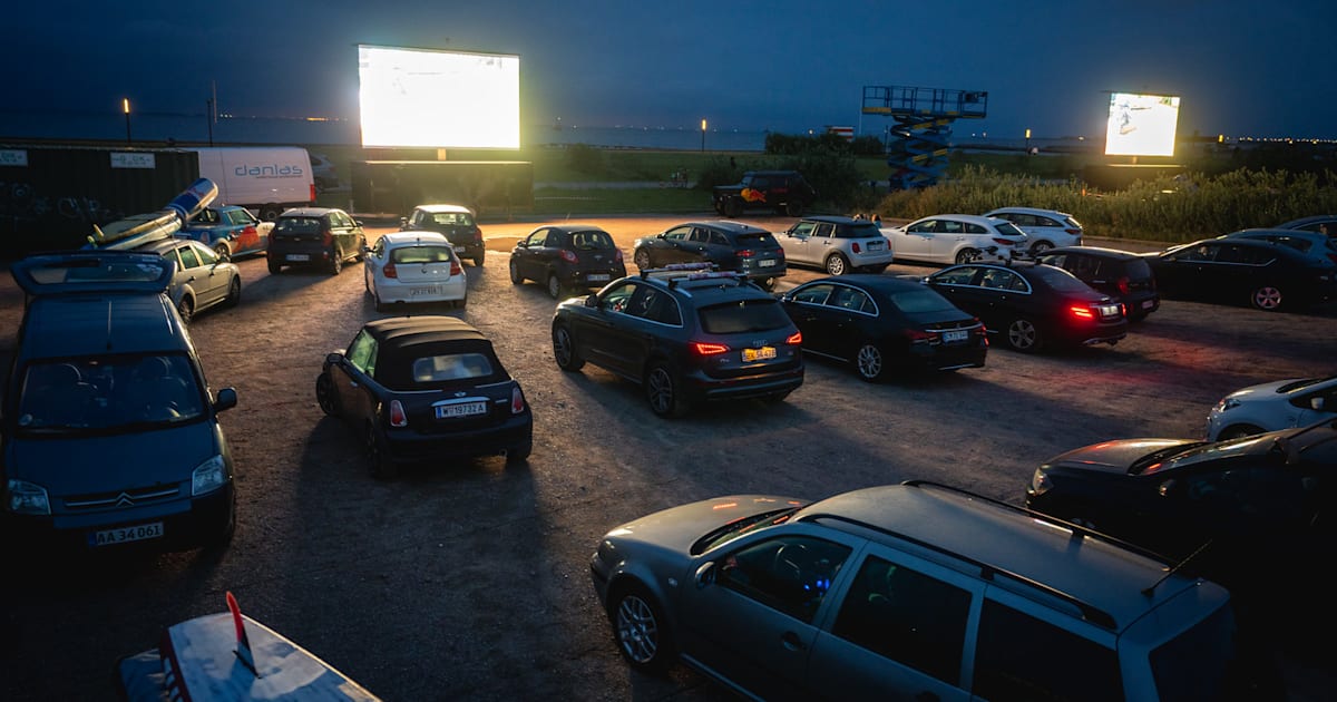 Midsummer Viking Drive-in Bio Kajakhotellet