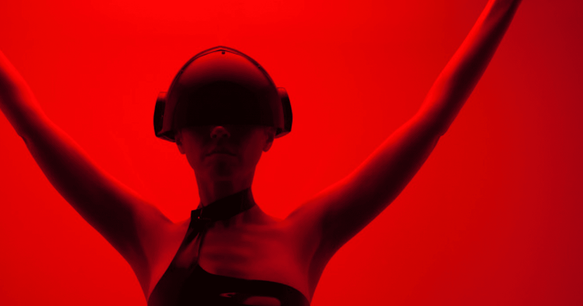 Javiera Mena: Flashback Remix Party