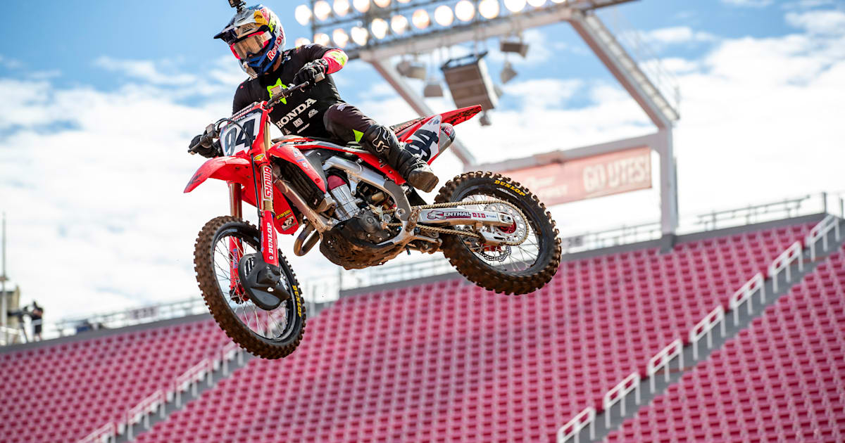 Cooper Webb and Ken Roczen's Supercross season