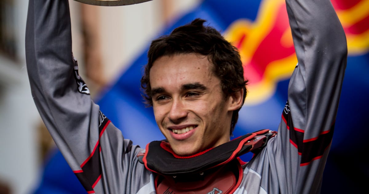 Lucas Borba - Rider Red Bull Valparaíso Cerro Abajo