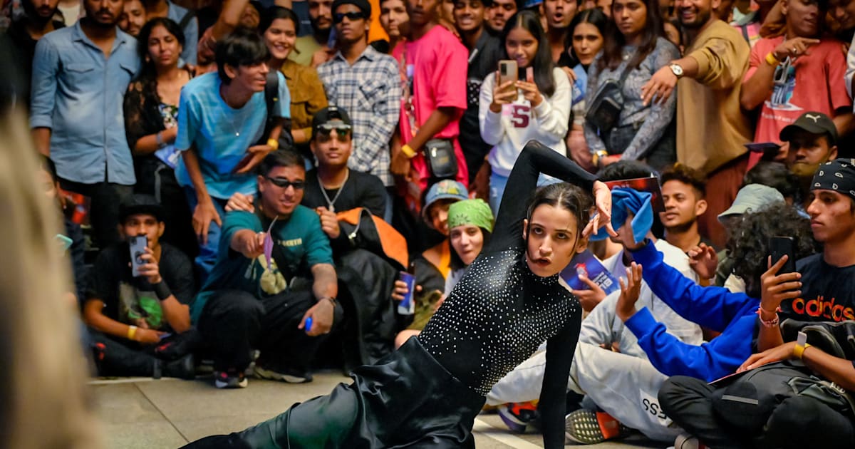 Anushi Singh: Dancer and waacking artist from Mumbai