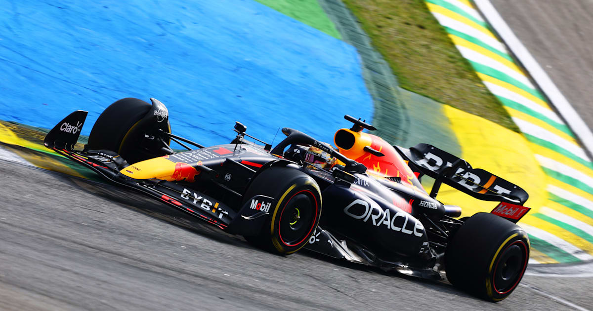 Red Bull Wololo: Legacy Players and Banners