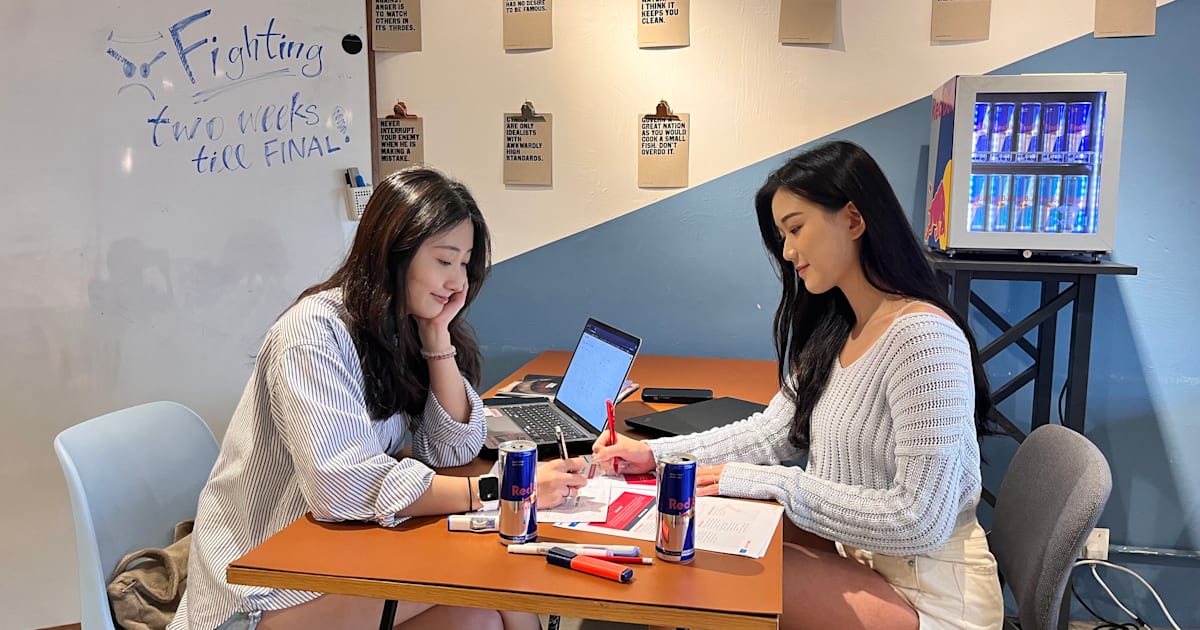 Red Bull x Desk-one Study Station