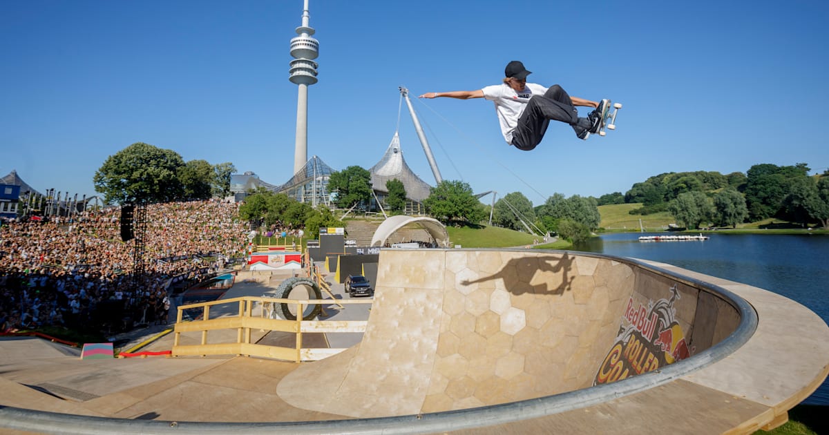 Red Bull Pool Drop Trailer