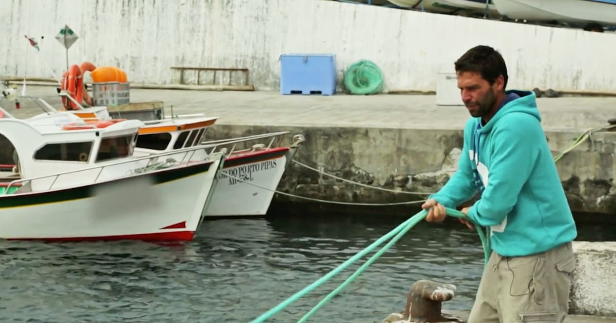 This and Nothing Else S1 E4: Hugo Vau – surfing