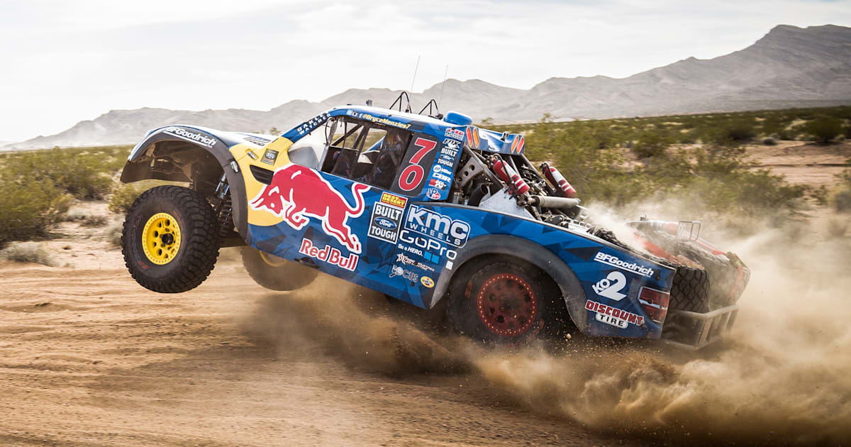 Red Bull Signature Series S2015 E5: Mint 400 – video