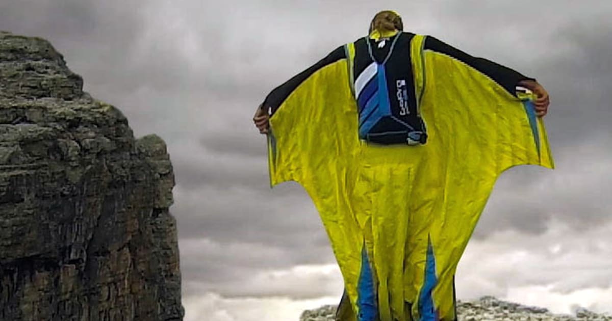 BASE Jumping Alone