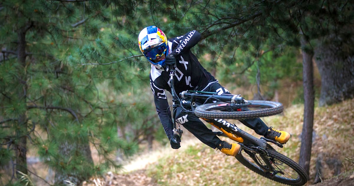 Fast Life S1 E1: Gearing up for the new MTB season