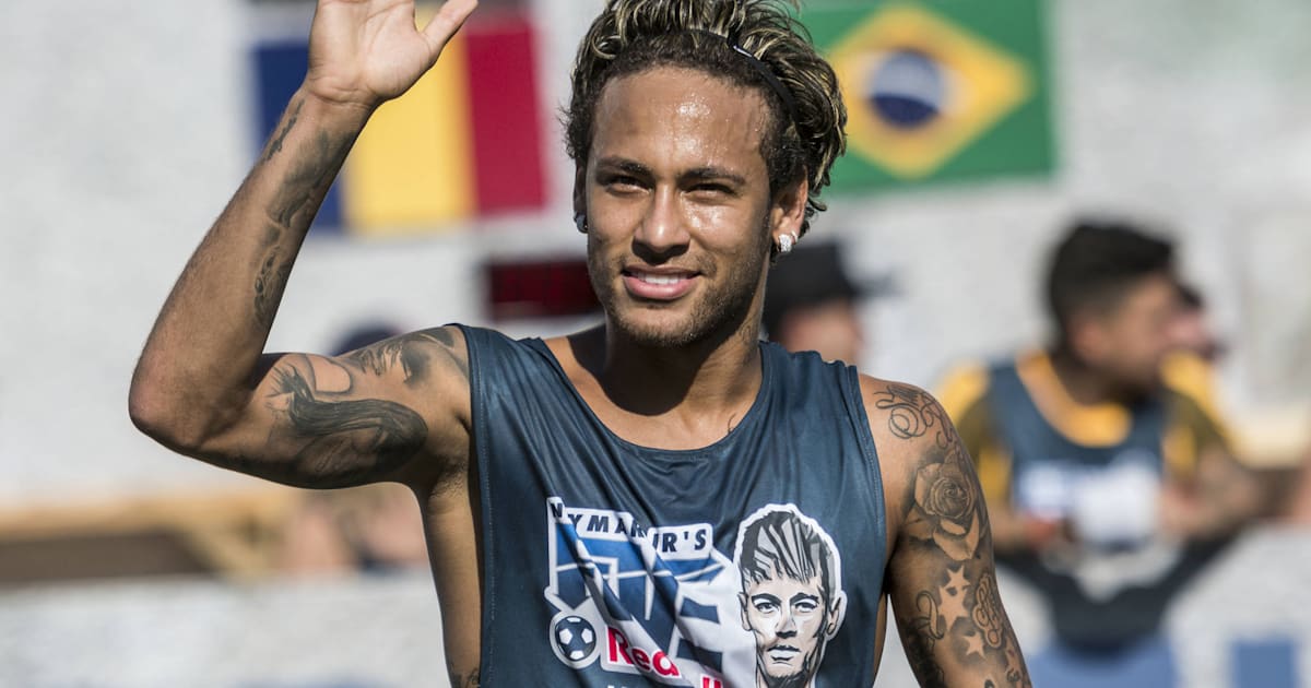 Discovering Neymar Jr