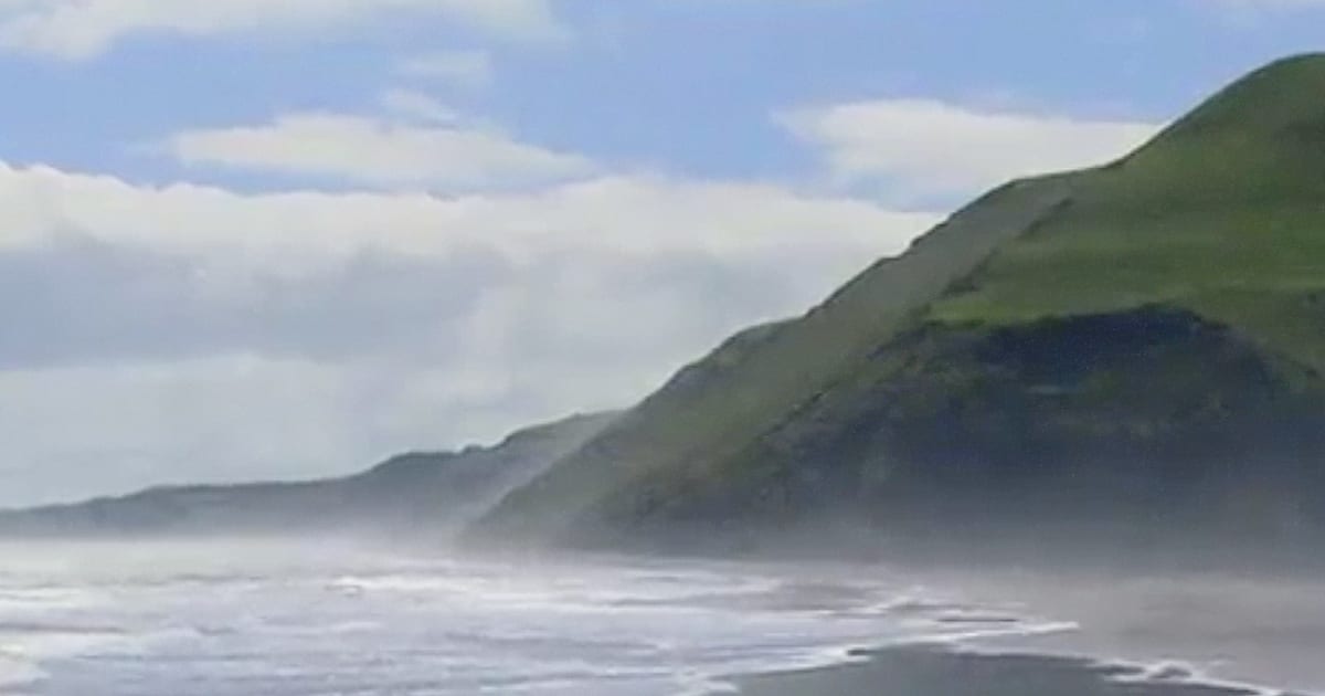 Slowings: Slow-motion vistas nature around the world