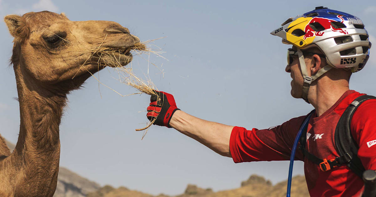 Chasing camel trails: MTB rider René Wildhaber in Oman