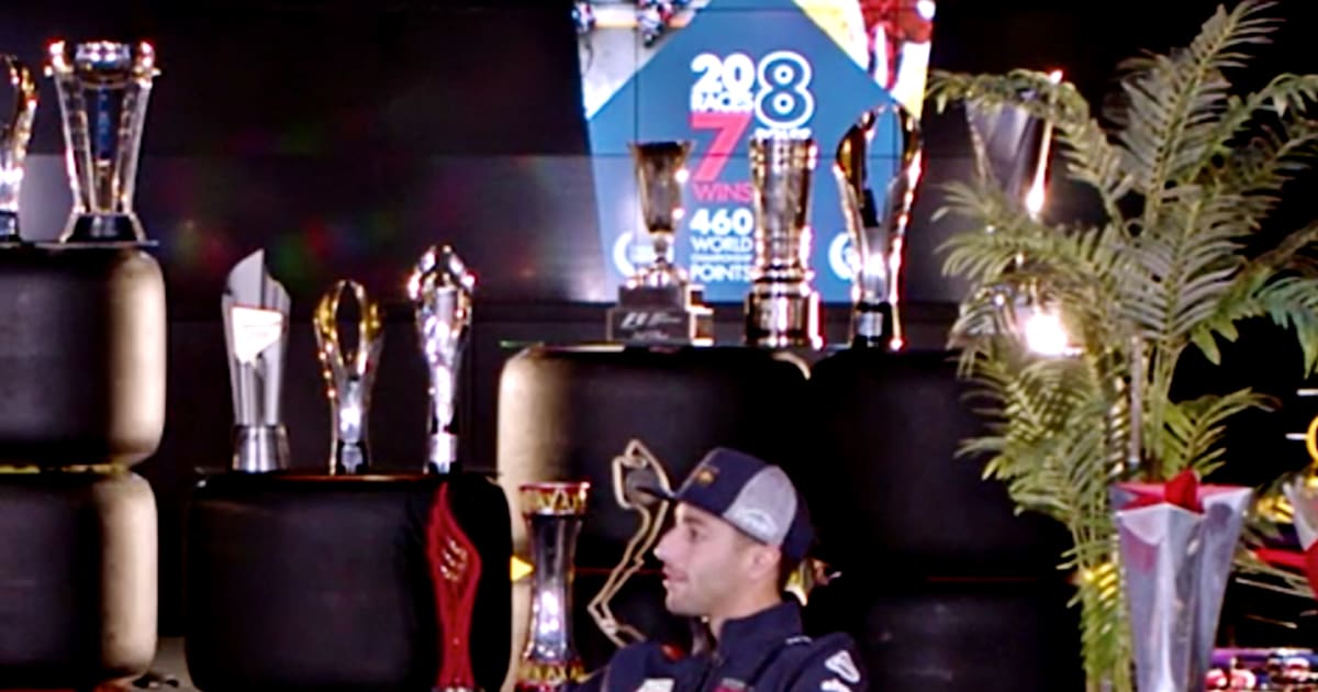 Red Bull Racing: Max and Daniel final chat