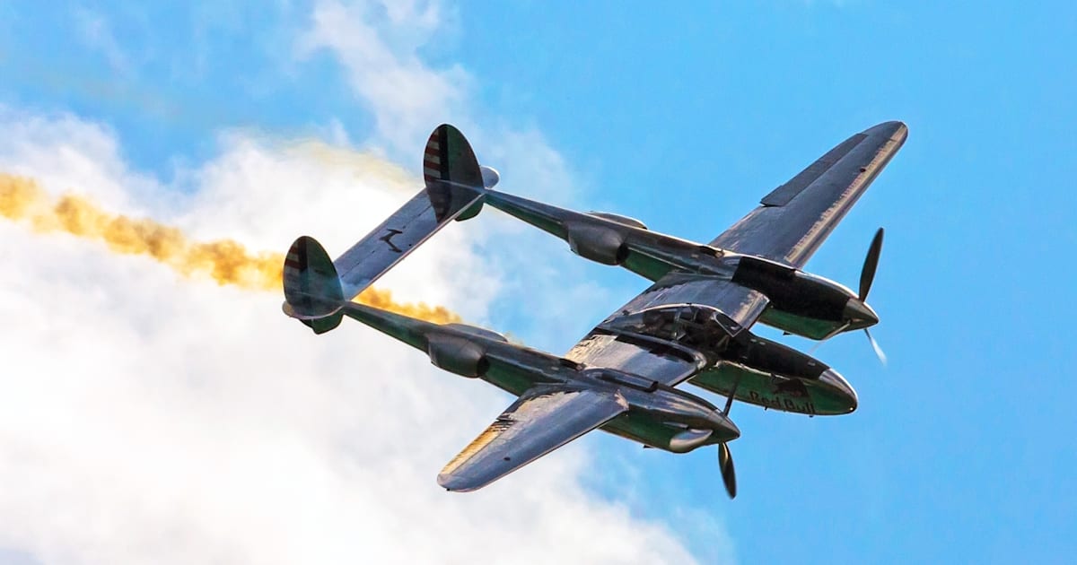 Flying Bulls in the UK S1 E5: P-38 Lightning – video
