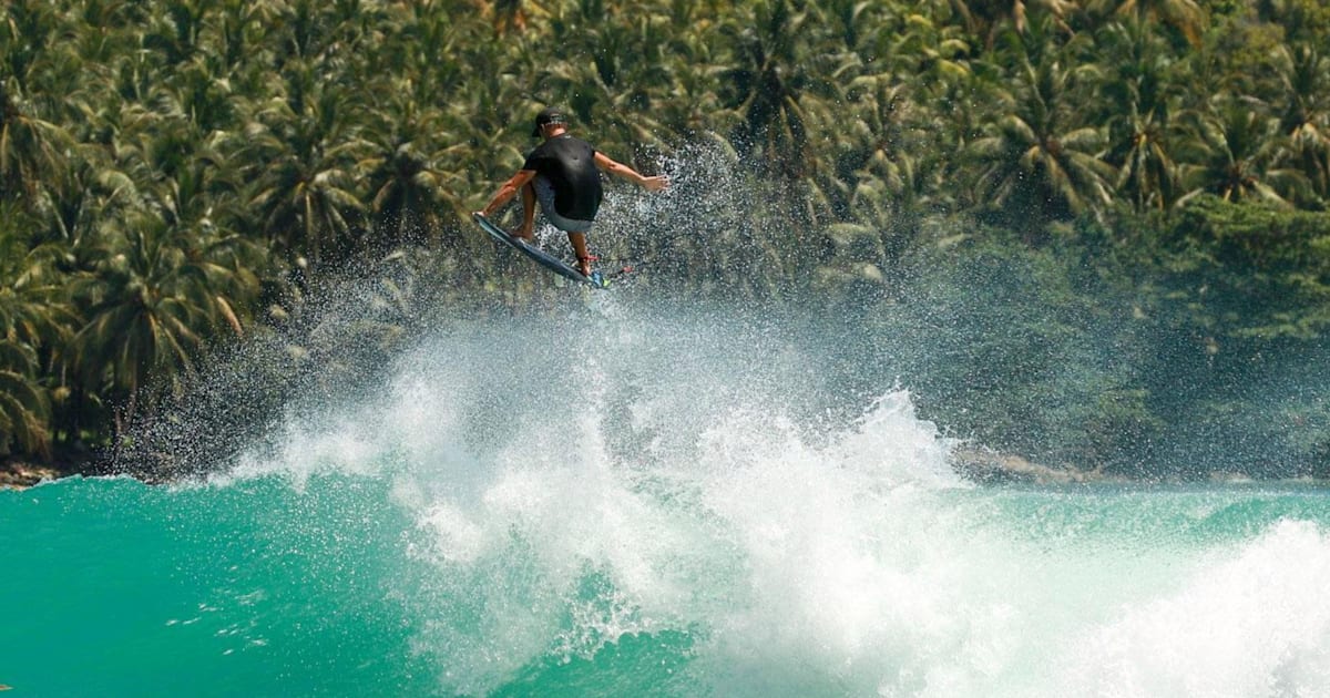 Surf Sessions S4 E3: Mentawai Island waves – video