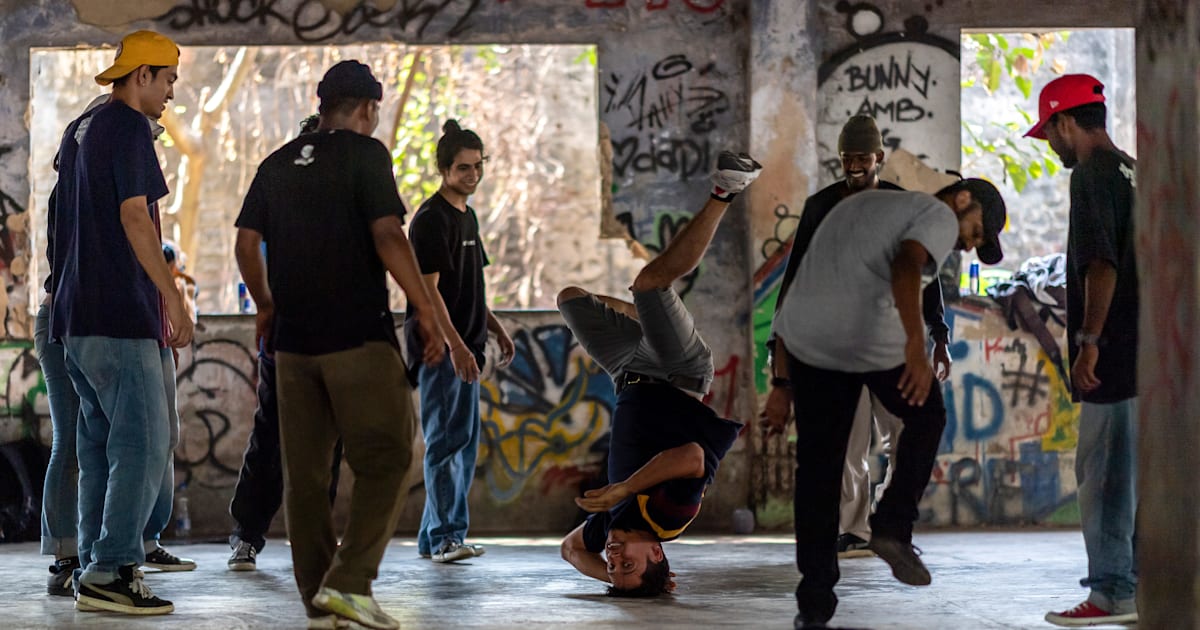 Break Town S1 E1: RoxRite in Kolkata – B-Boy video