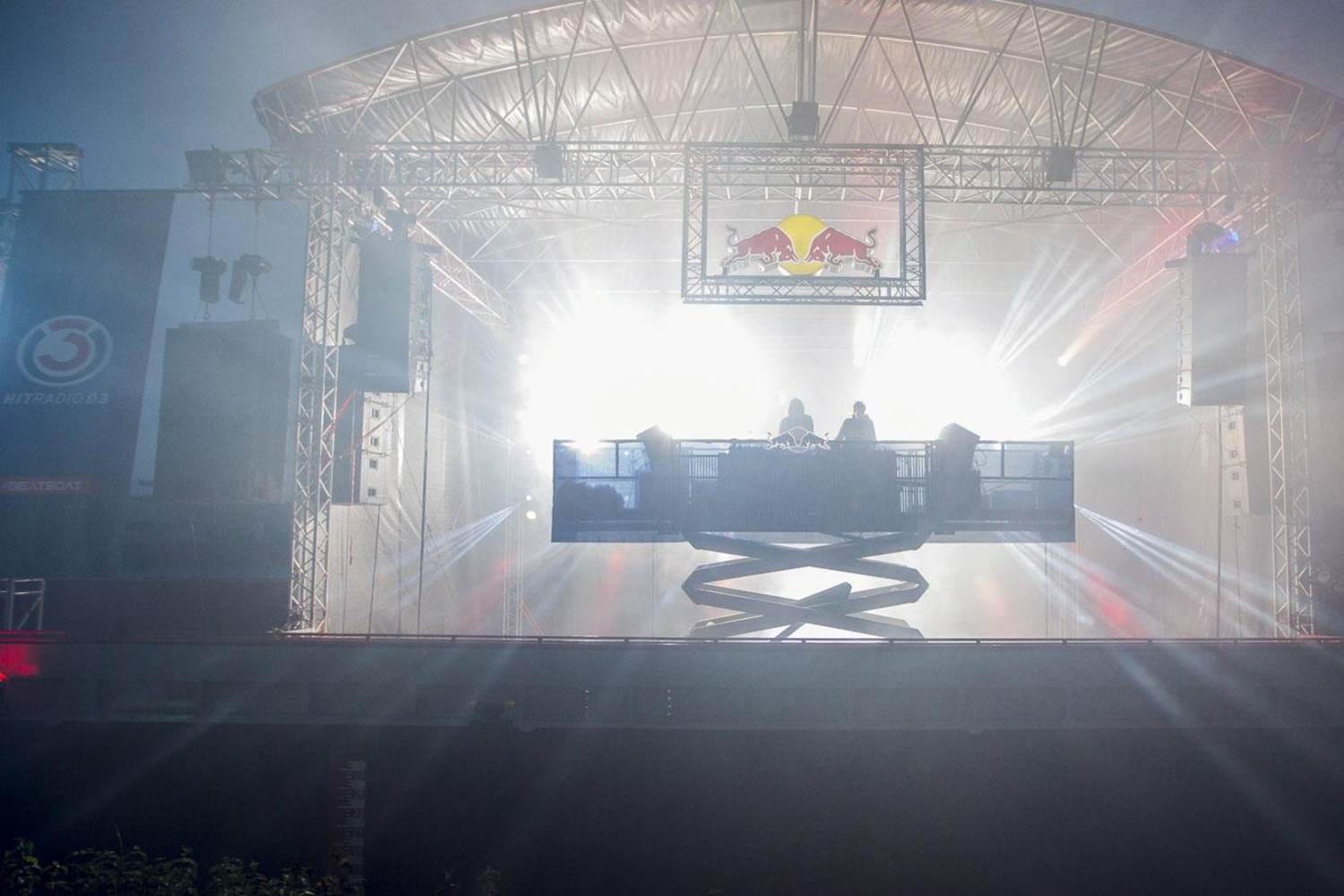 Vídeo entre bastidores: Red Bull Beat Boat