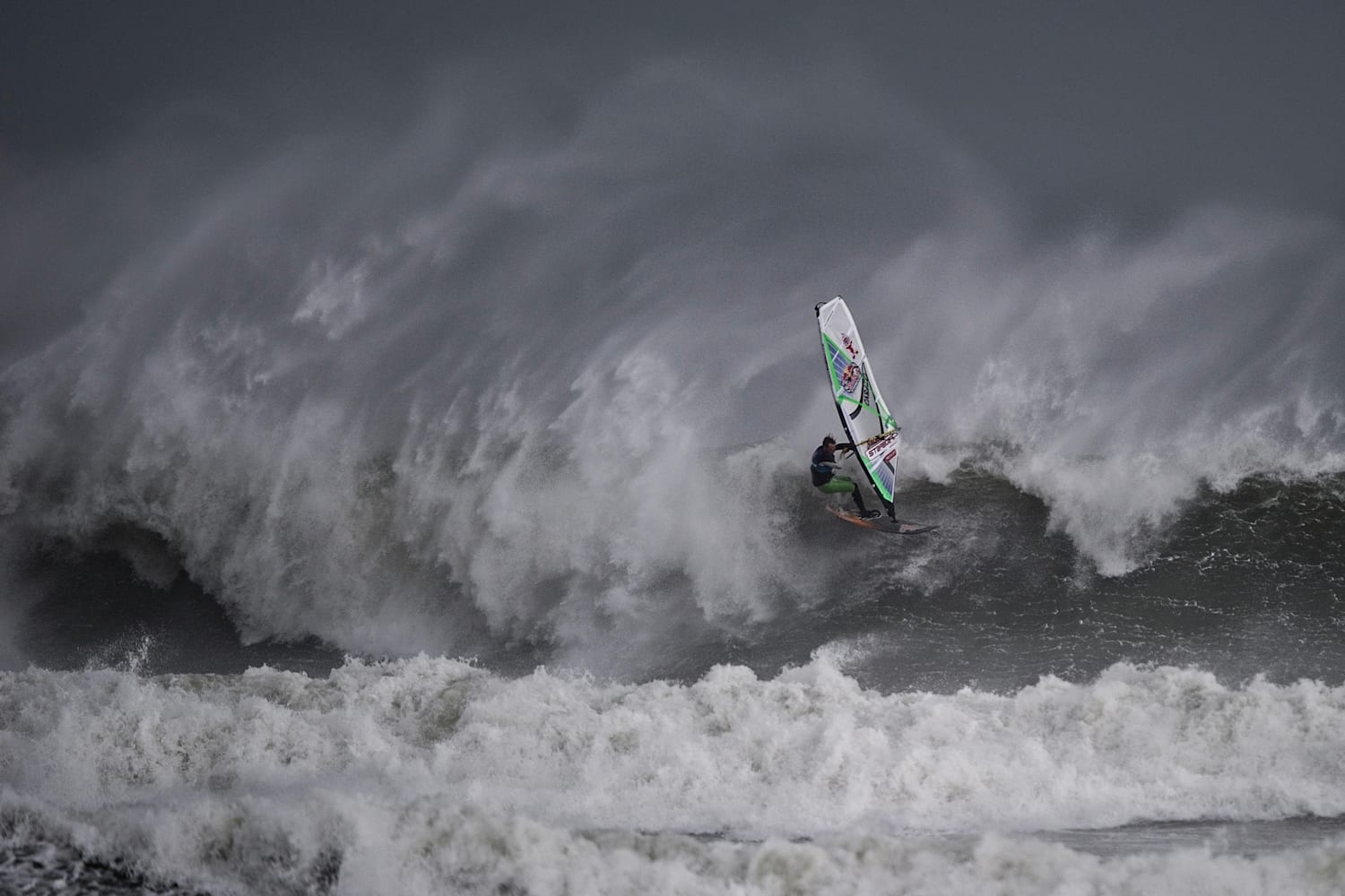 Storm Chase: competición de windsurf más dura del mundo