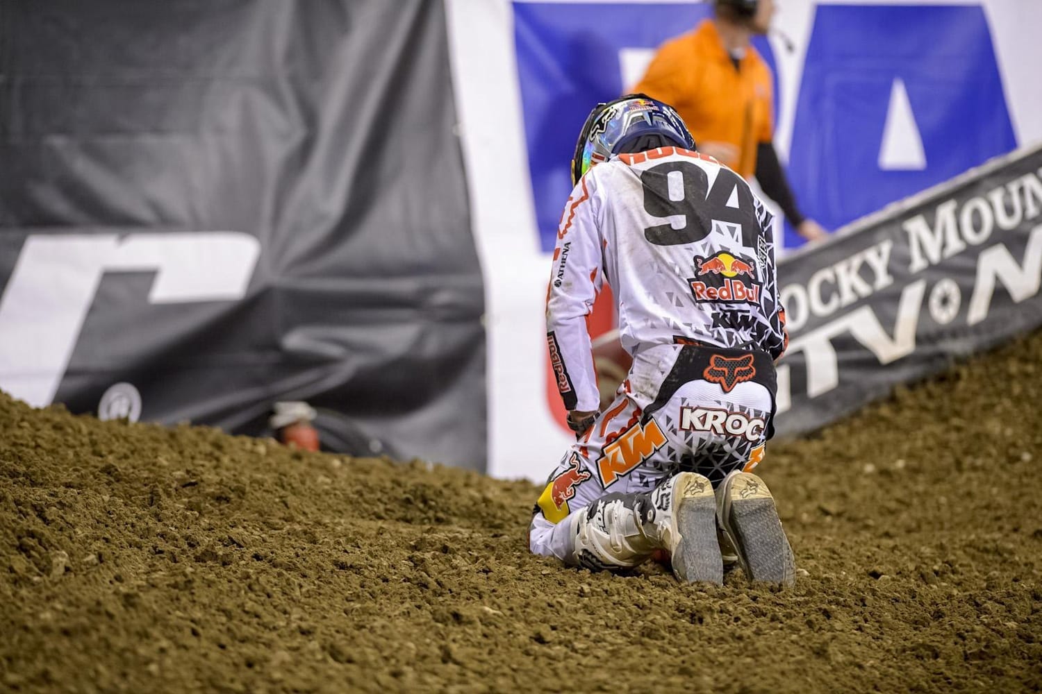 Ken Roczen's Tough Night at the Indy Supercross