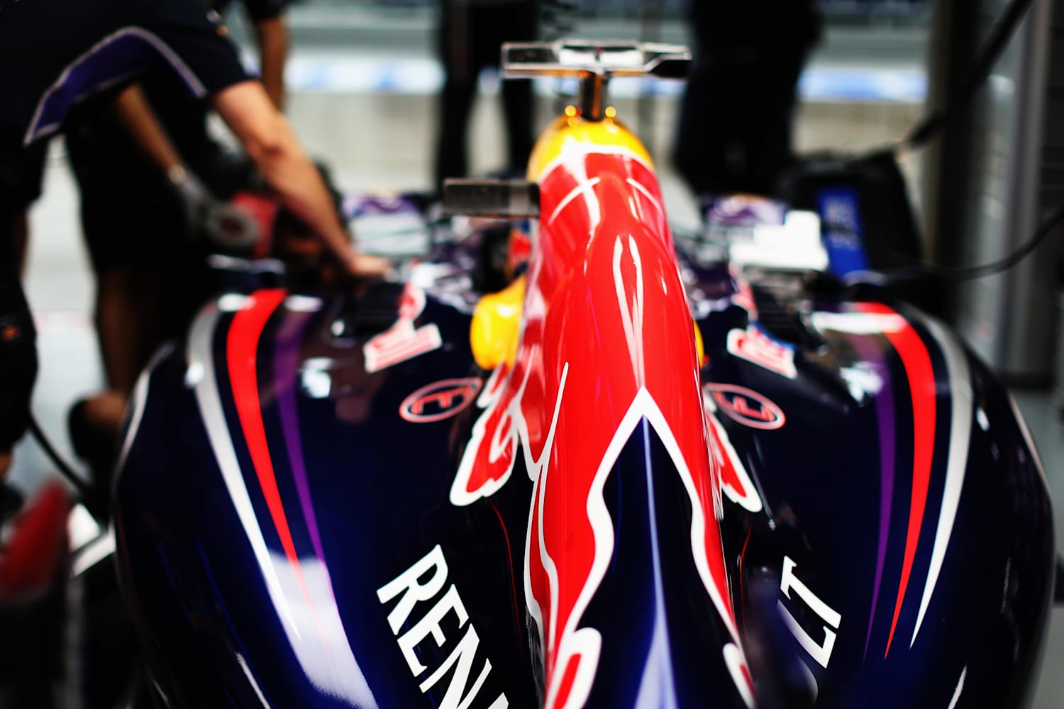F1: RB10 saab kiirust juurde