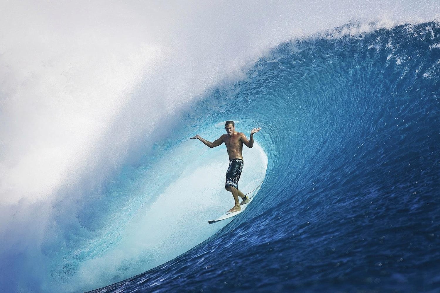 Cloudbreak Fiji – Best surf photos ever