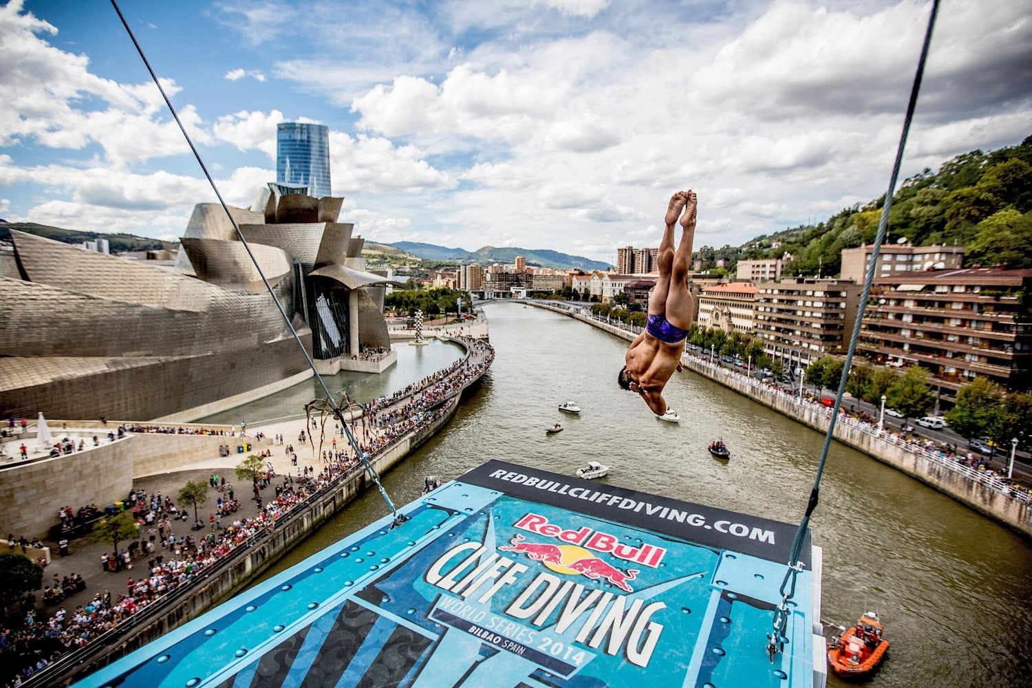 Entrenamientos del Red Bull Cliff Diving en Bilbao